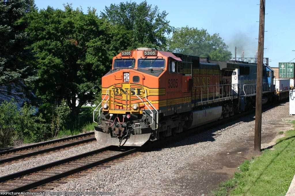 BNSF 5305
